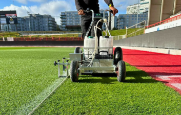 "MERCEDES" OF LINE MARKING MACHINES! - Expo-Line.com